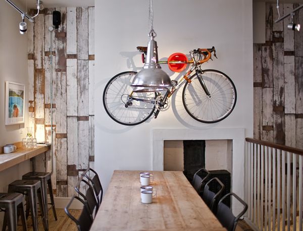 Vintage Interiors: 7 Amazing Retro Cafes