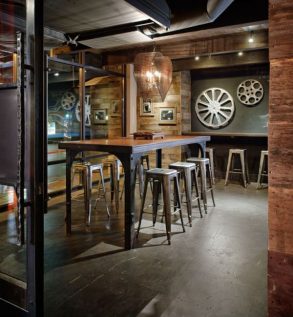 Vintage Interiors: 7 Amazing Retro Cafes