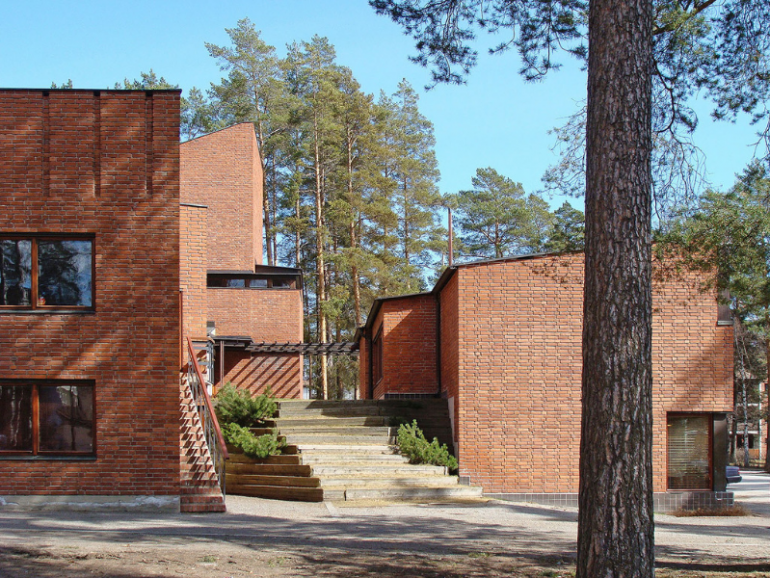 Design Talks: Alvar Aalto's Pioneer Life & Greatest Works