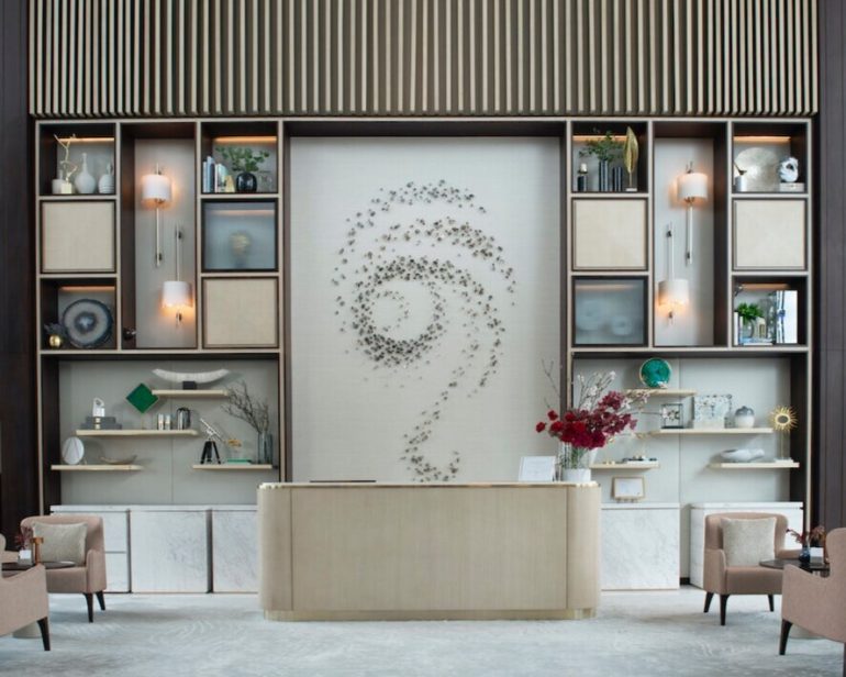 Capsule Arts Will Show You How a Work of Art Can Change the Entire Déc