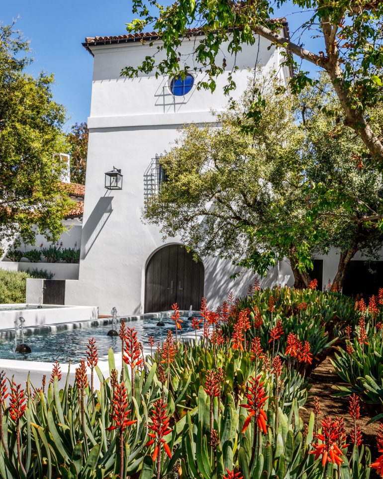 Get Inside: Ryan Murphy's Mesmerizing NYC and L.A. Homes! Check Out!