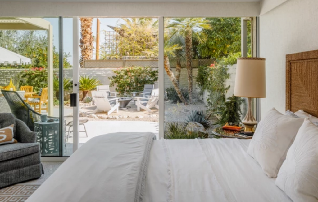 Step Inside Staci Munic Interiors' Functional, Modern & Glamorous Proj